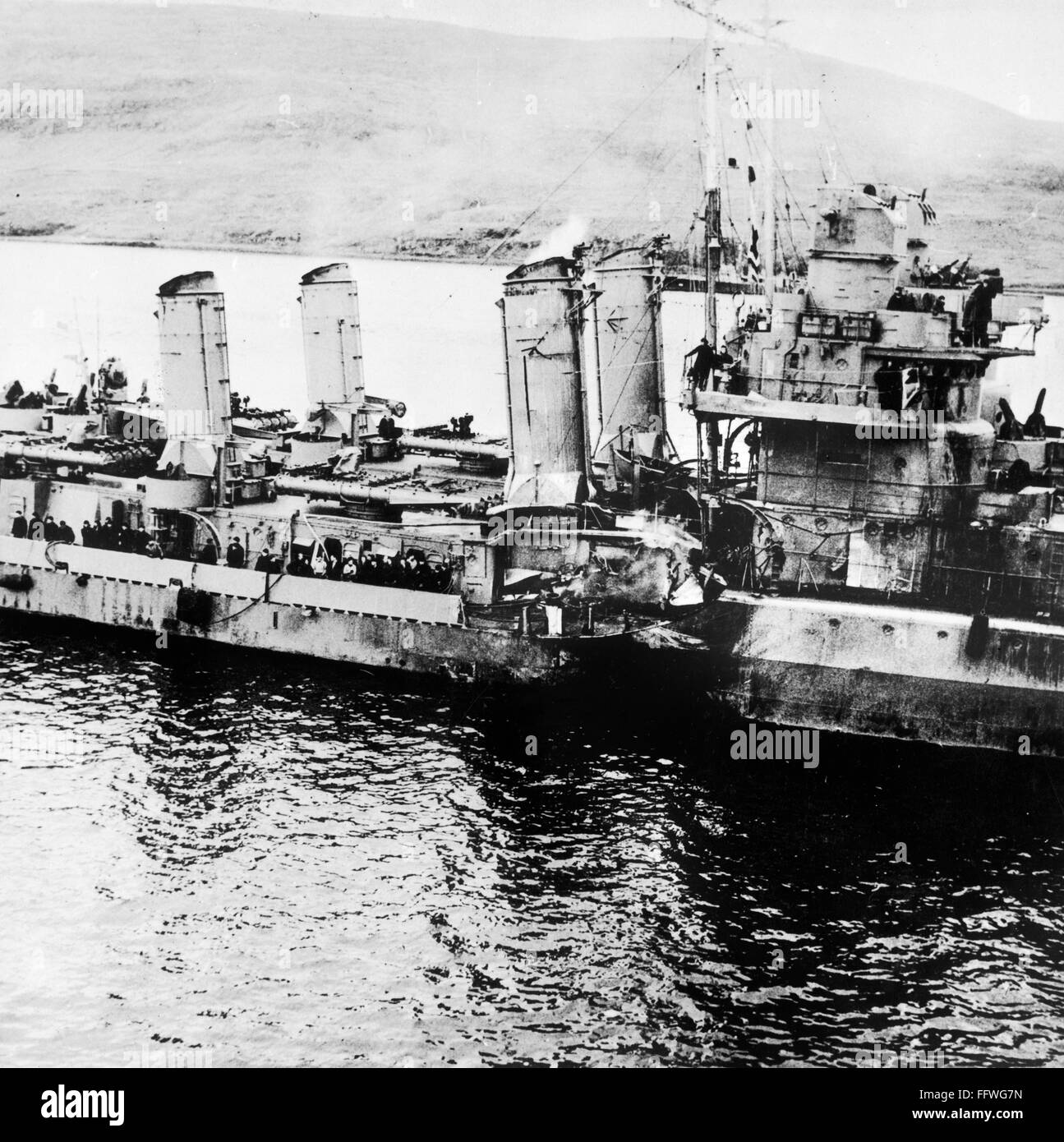 USS KEARNY TORPEDOED, 1941. /nThe destroyer USS Kearny photographed off ...