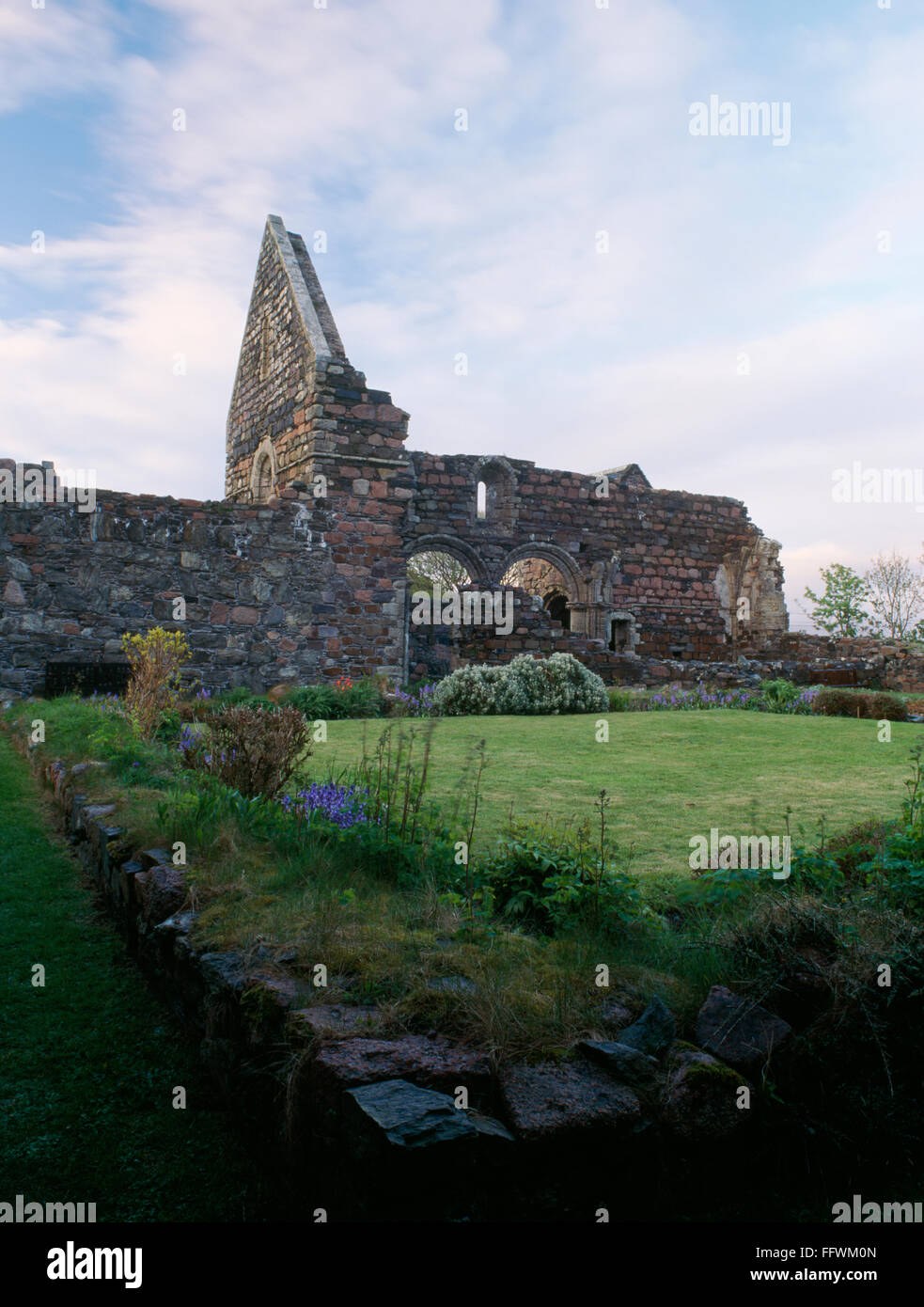 Medieval nunnery hi-res stock photography and images - Alamy