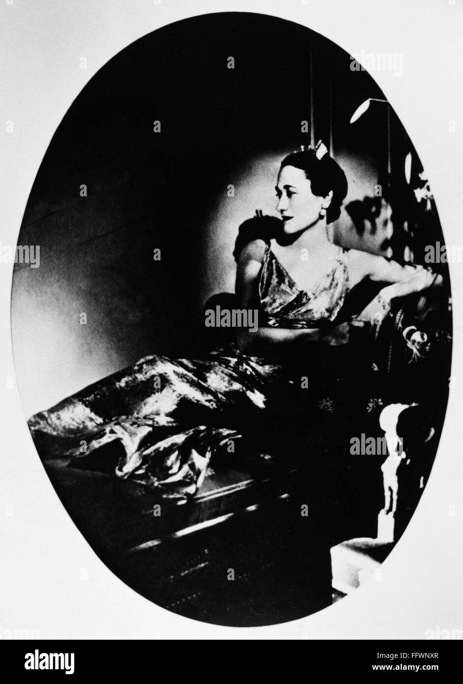 DUCHESS OF WINDSOR /n(1896-1986). NΘe Bessie Wallis Warfield ...
