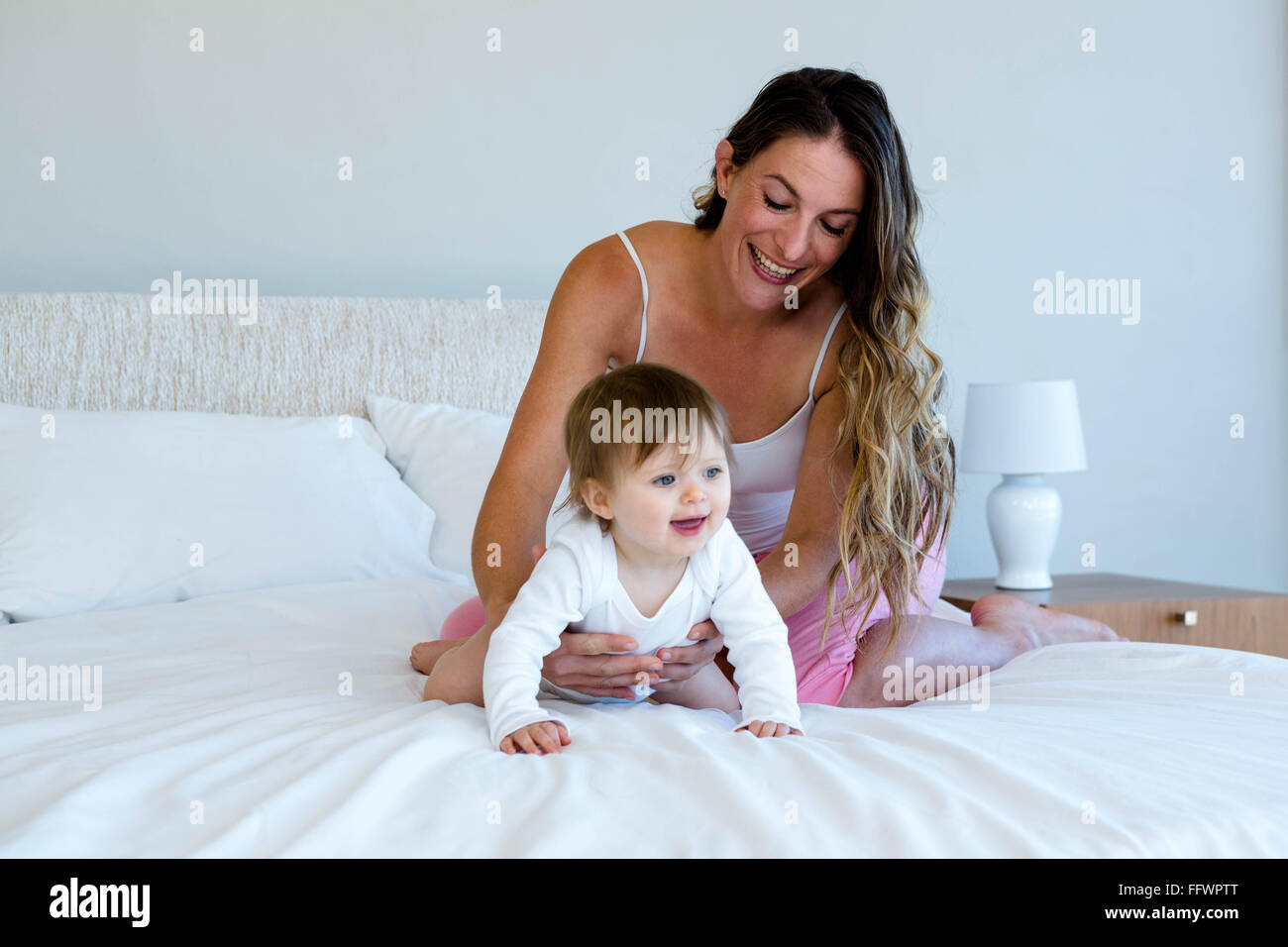 Crawling woman hi-res stock photography and images - Alamy