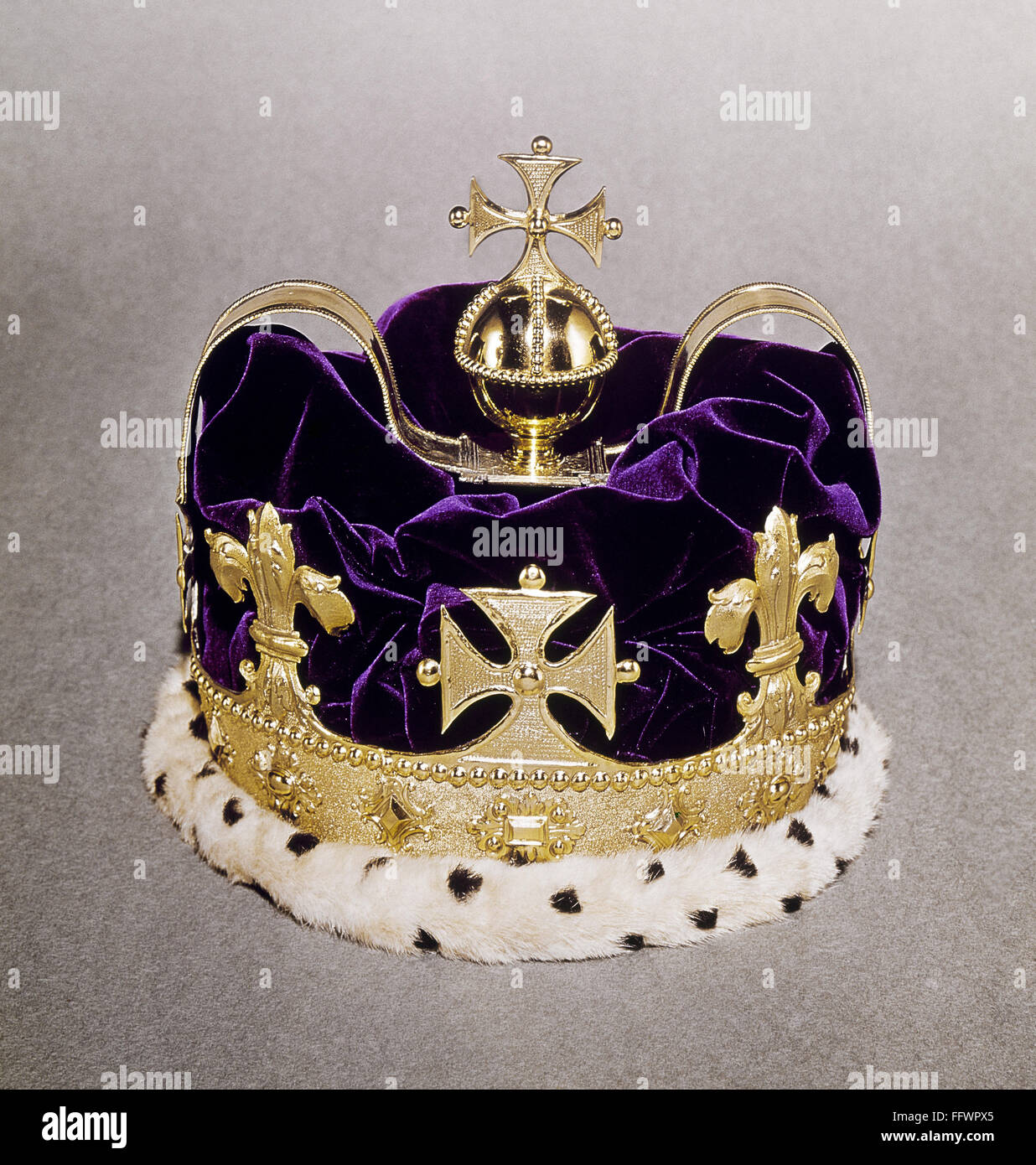 BRITISH CROWN JEWELS. /nCrown of the Prince of Wales Stock Photo - Alamy