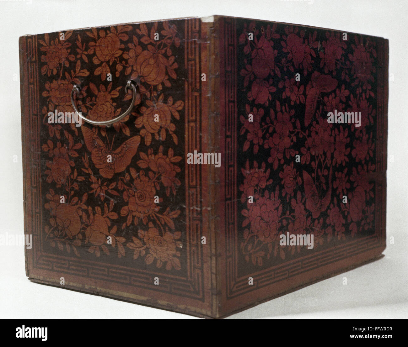 Tea chest boston hi-res stock photography and images - Alamy