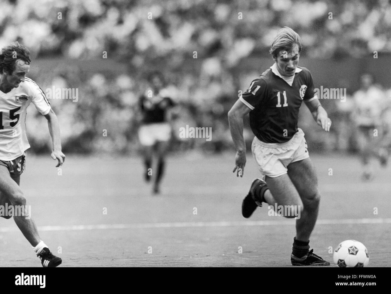 STEPHEN HUNT (1956- ). /nEnglish soccer player. Photographed while ...