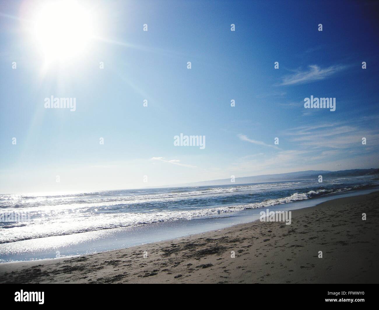 The sun over the horizon hi-res stock photography and images - Alamy
