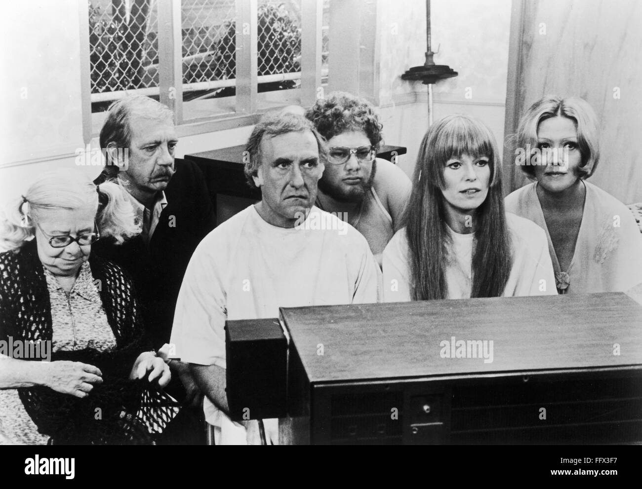 TV: MARY HARTMAN, 1976. /nThe cast of the soap opera parody 'Mary ...