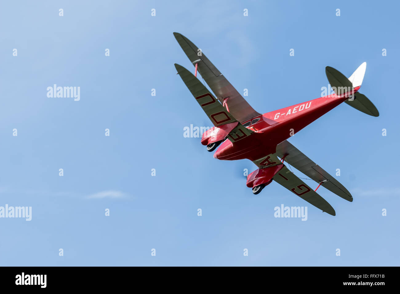 De Havilland DH90 Dragonfly at Shoreham airshow Stock Photo - Alamy