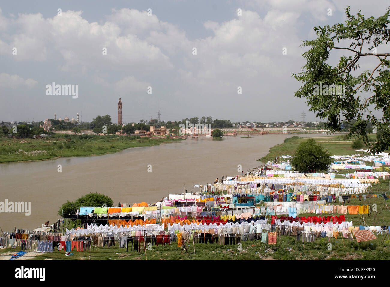 North india uttar pradesh lucknow hi-res stock photography and images ...