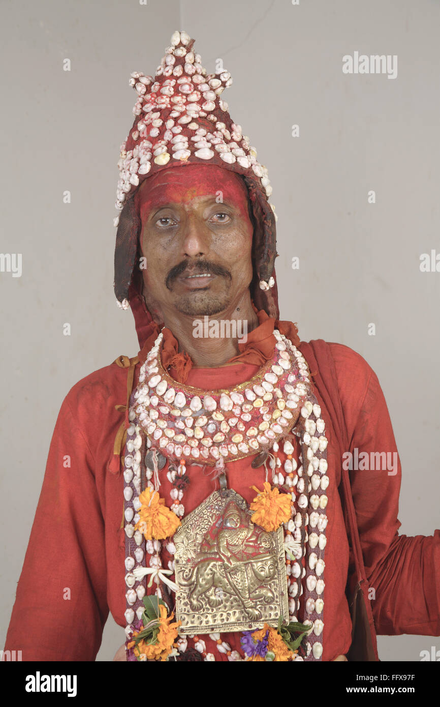 Gondhali hi-res stock photography and images - Alamy