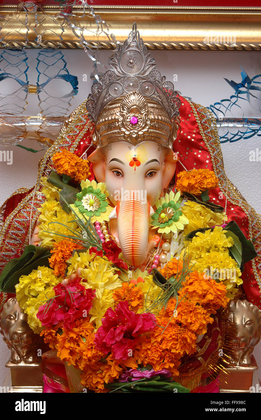 Idol of lord ganesh elephant headed god , Ganesh ganpati Festival ...