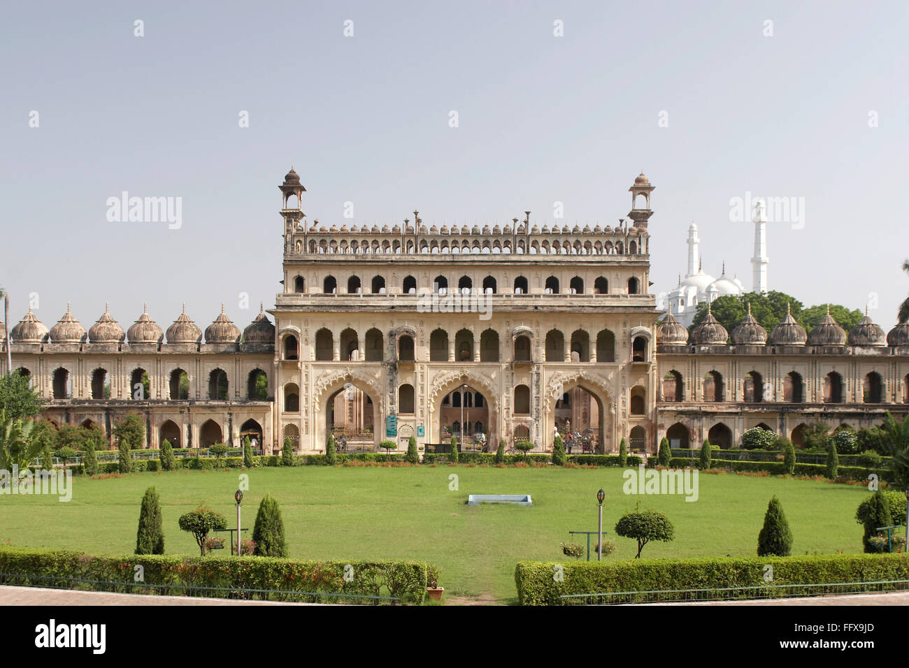 Bara imambara tomb hi-res stock photography and images - Alamy