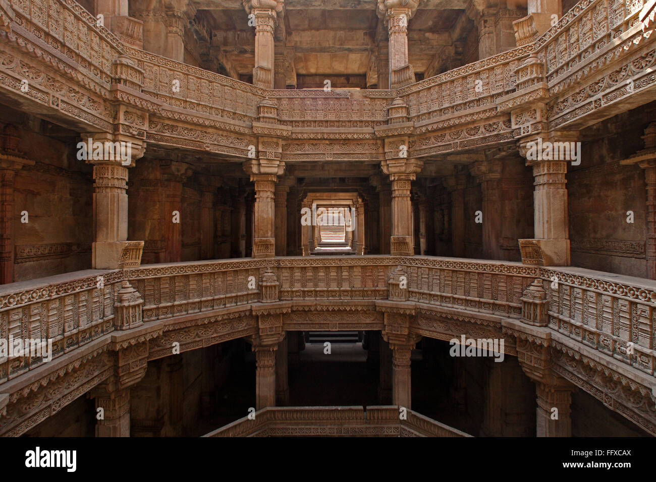 Heritage architecture , Step well Adalaj ni Vava , Gujarat , India ...