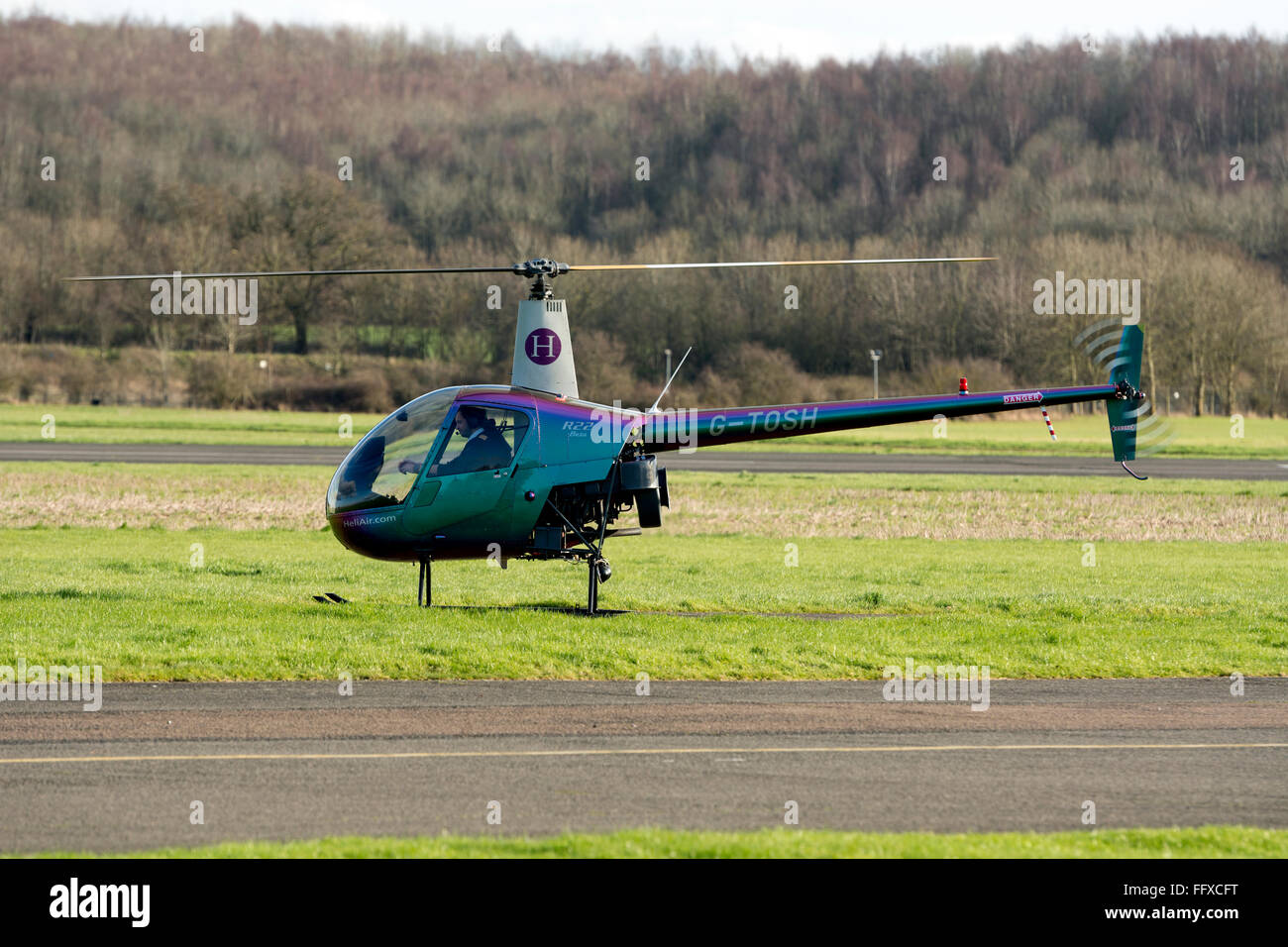 Robinson r22 hi-res stock photography and images - Alamy