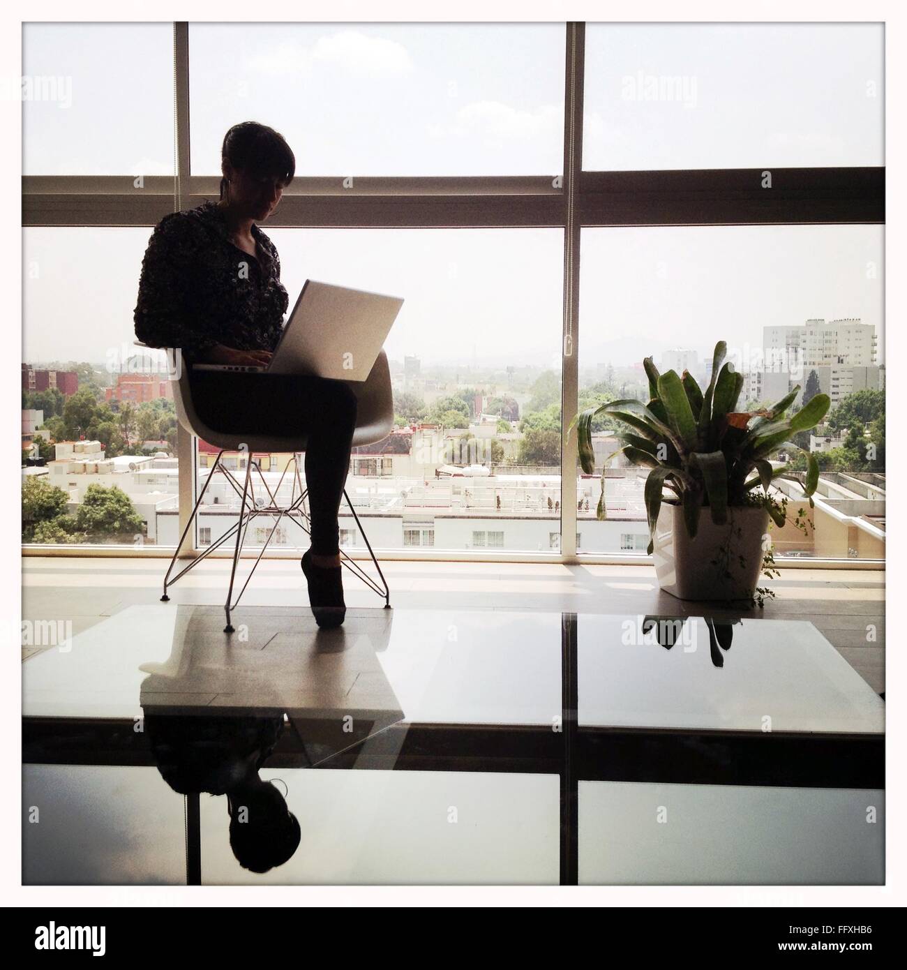 Laptop production plant hi-res stock photography and images - Alamy