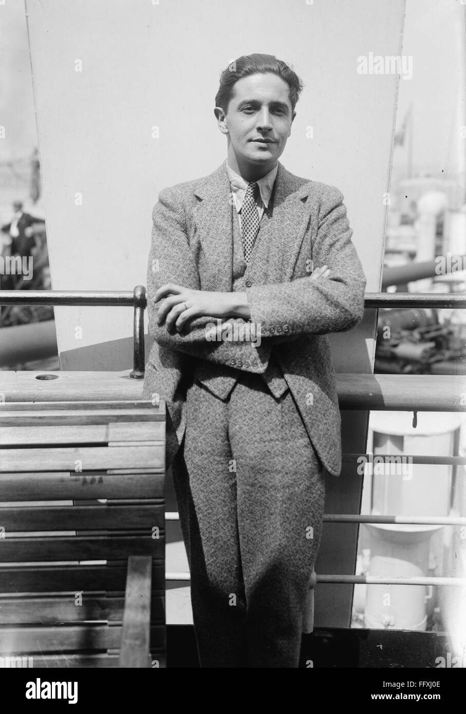 IVOR NOVELLO (1893-1951). /nWelsh actor, composer, and singer ... IVOR NOVELLO (1893-1951). /nWelsh actor, composer, and singer ...