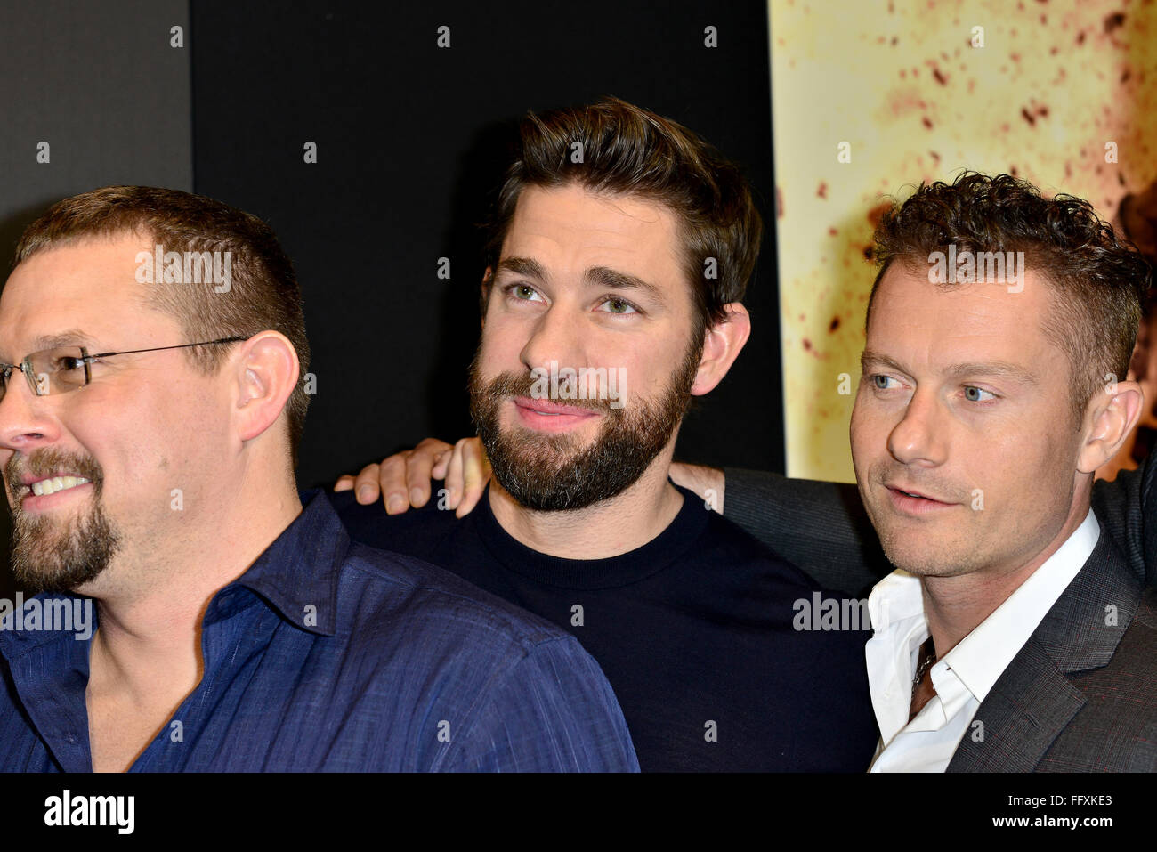 13 hours john krasinski hi-res stock photography and images - Alamy