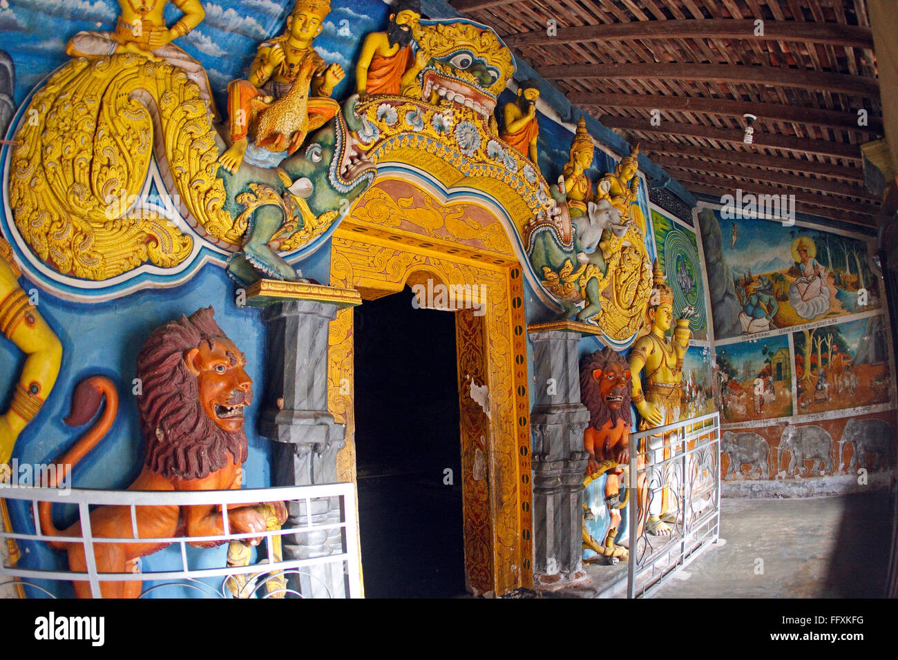 Aluvihara rock cave temple starts at 3rd century bc where the Buddhist ...