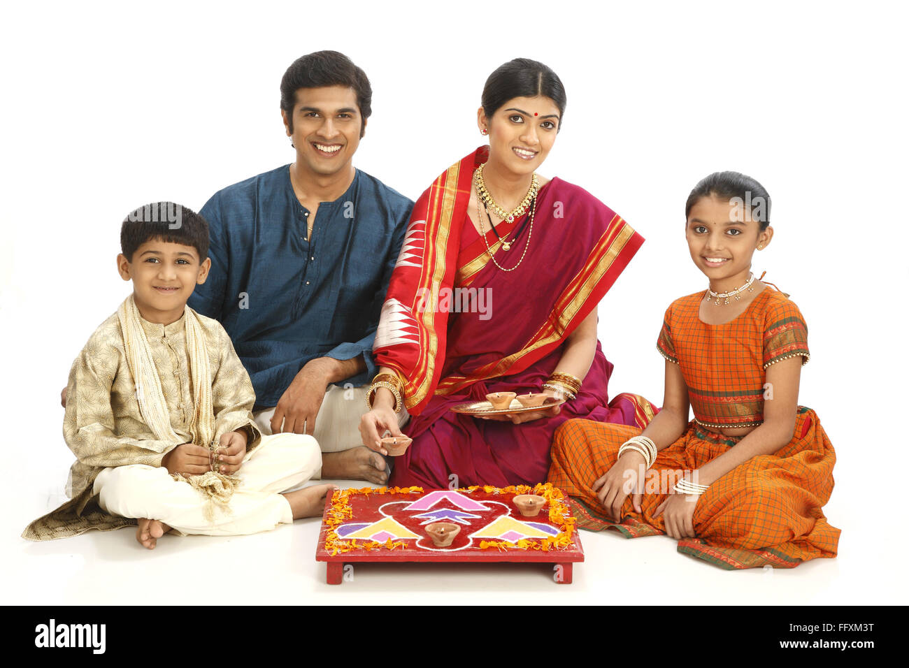 Rich indian family lifestyle hi-res stock photography and images - Alamy