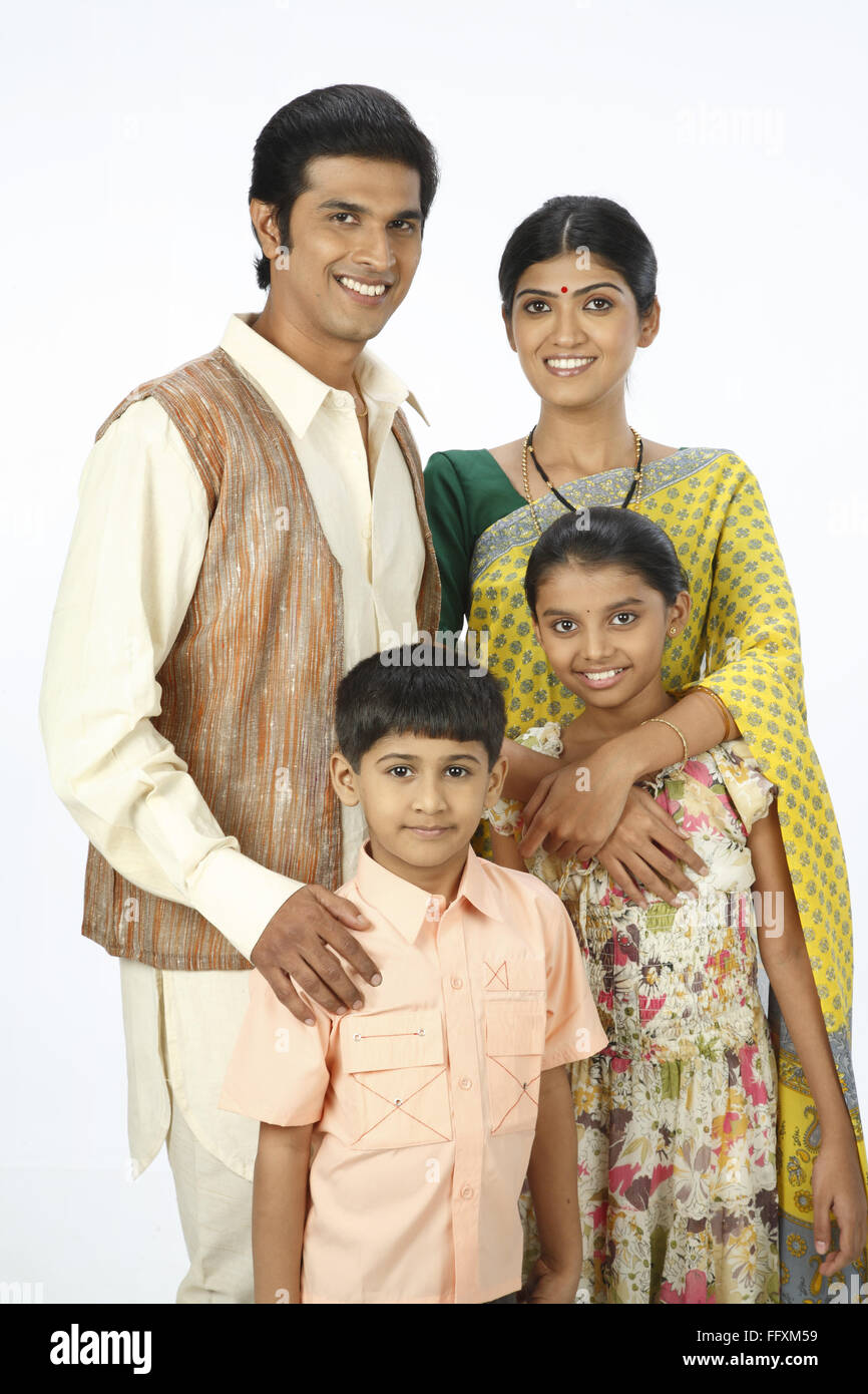 Rich indian family lifestyle hi-res stock photography and images - Alamy