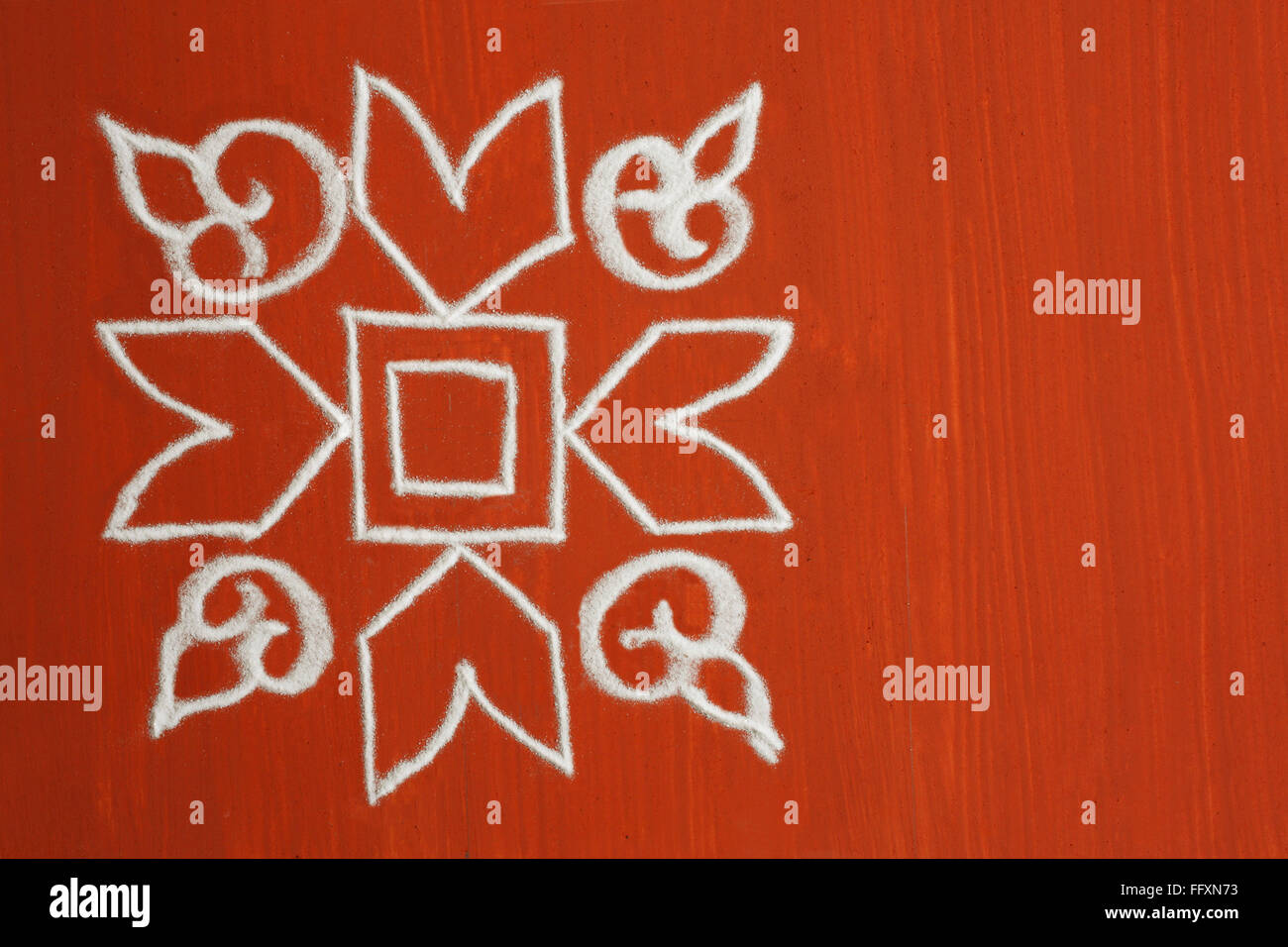 Rangoli India rangoli; sand painting; sand paintings; art; craft; color ...