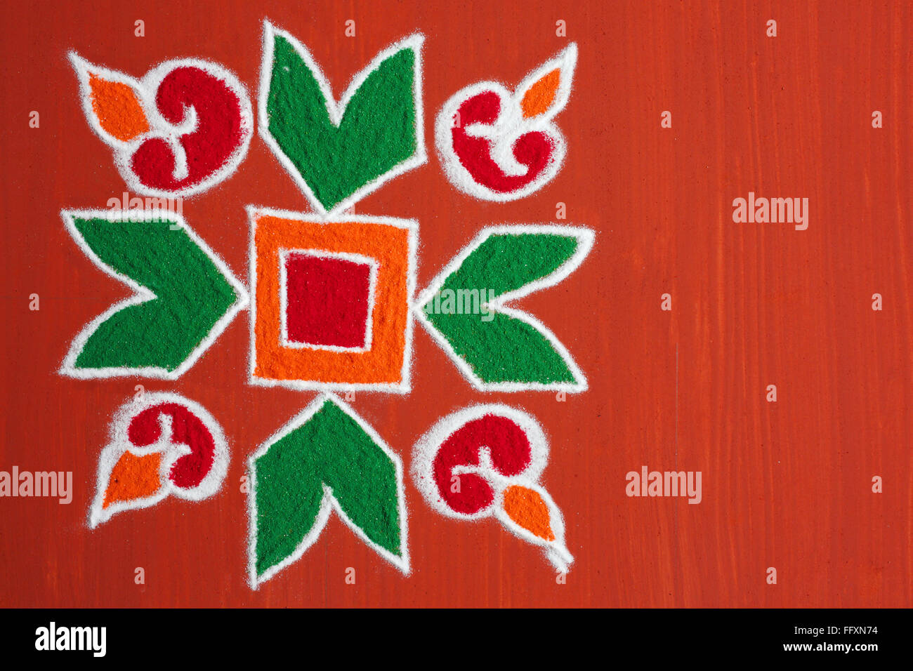 Rangoli India rangoli; sand painting; sand paintings; art; craft; color ...