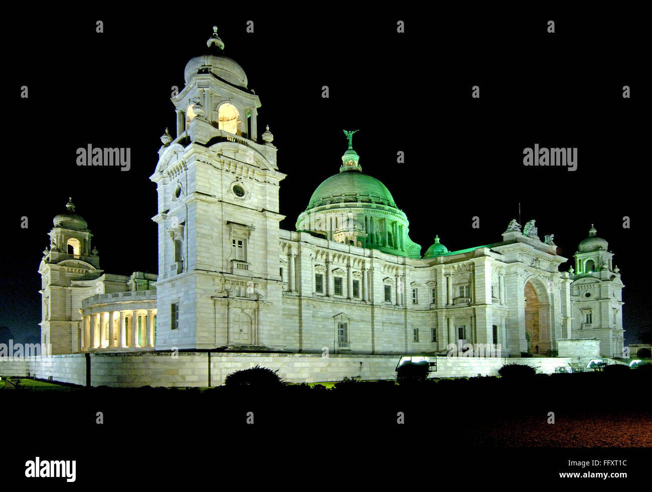 Night view of Victoria Memorial monument dome with moving angel statue ...