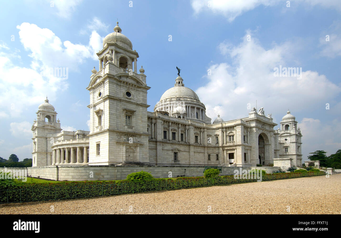 Victoria Memorial monument dome with moving angel statue , Calcutta now ...