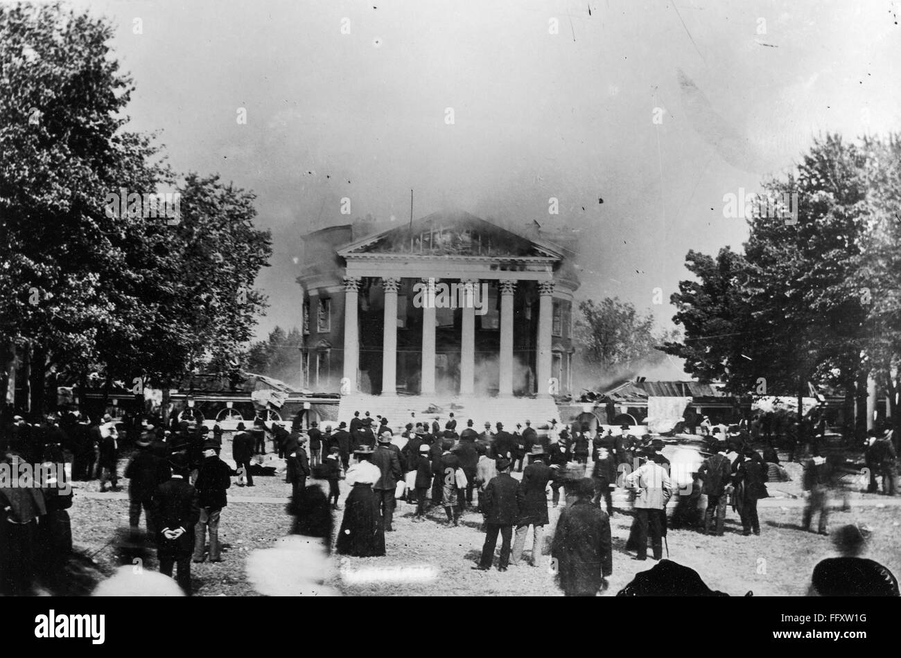 UNIVERSITY OF VIRGINIA. /nThe burning of the Rotunda at the University ...