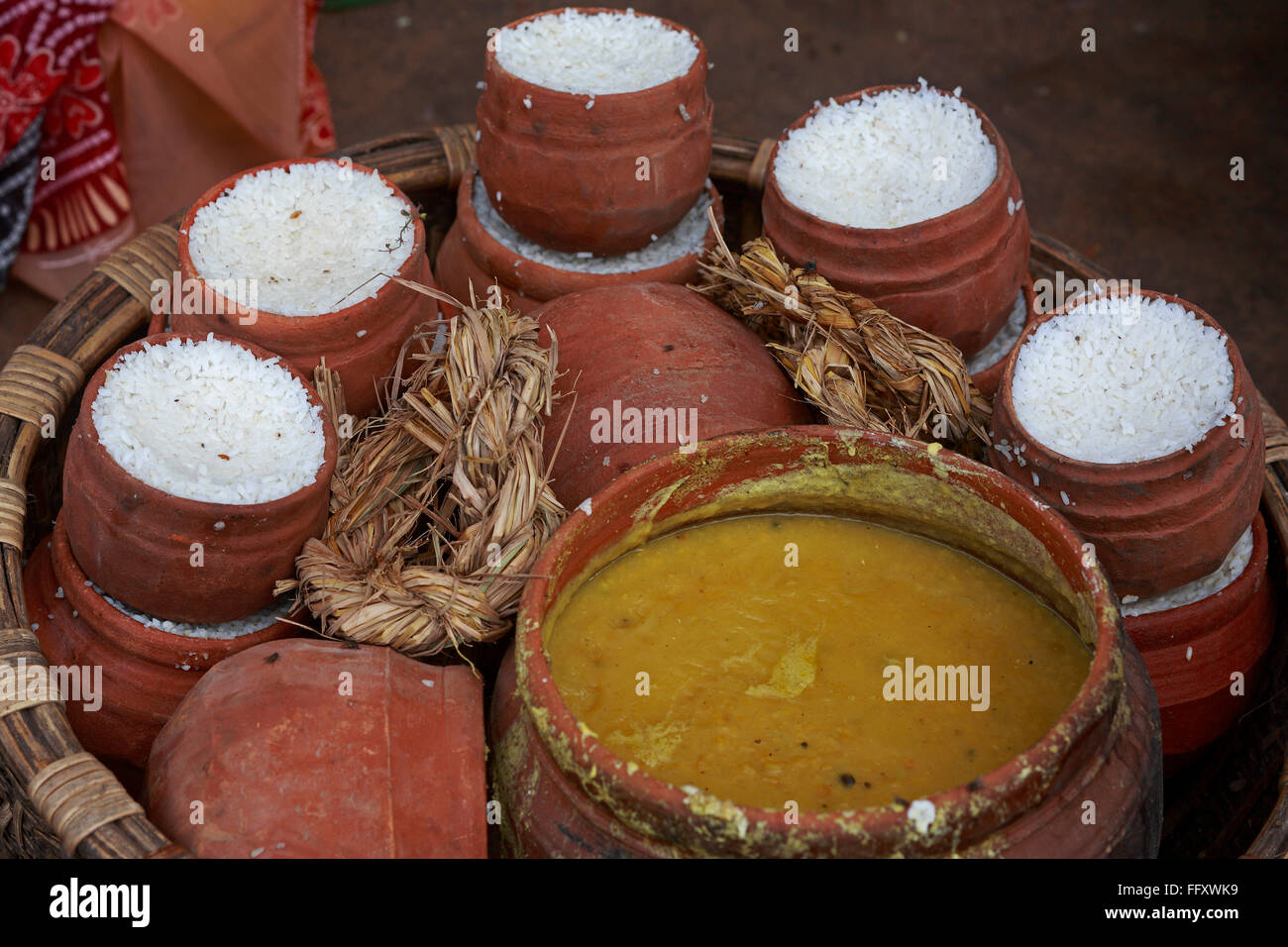 Rice with curry hi-res stock photography and images - Alamy