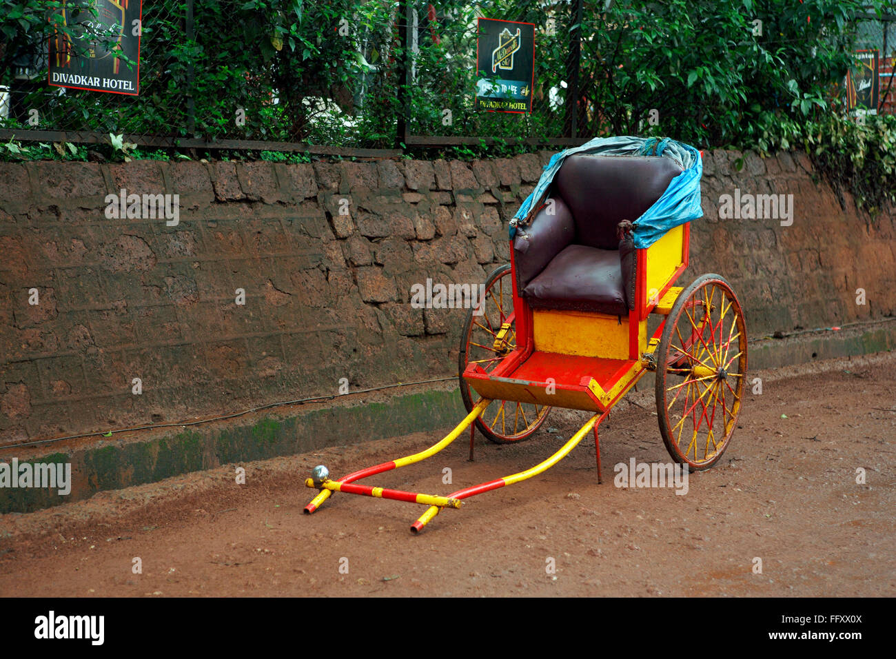 Hand cart , Matheran Hill station Maharashtra , India Stock Photo - Alamy