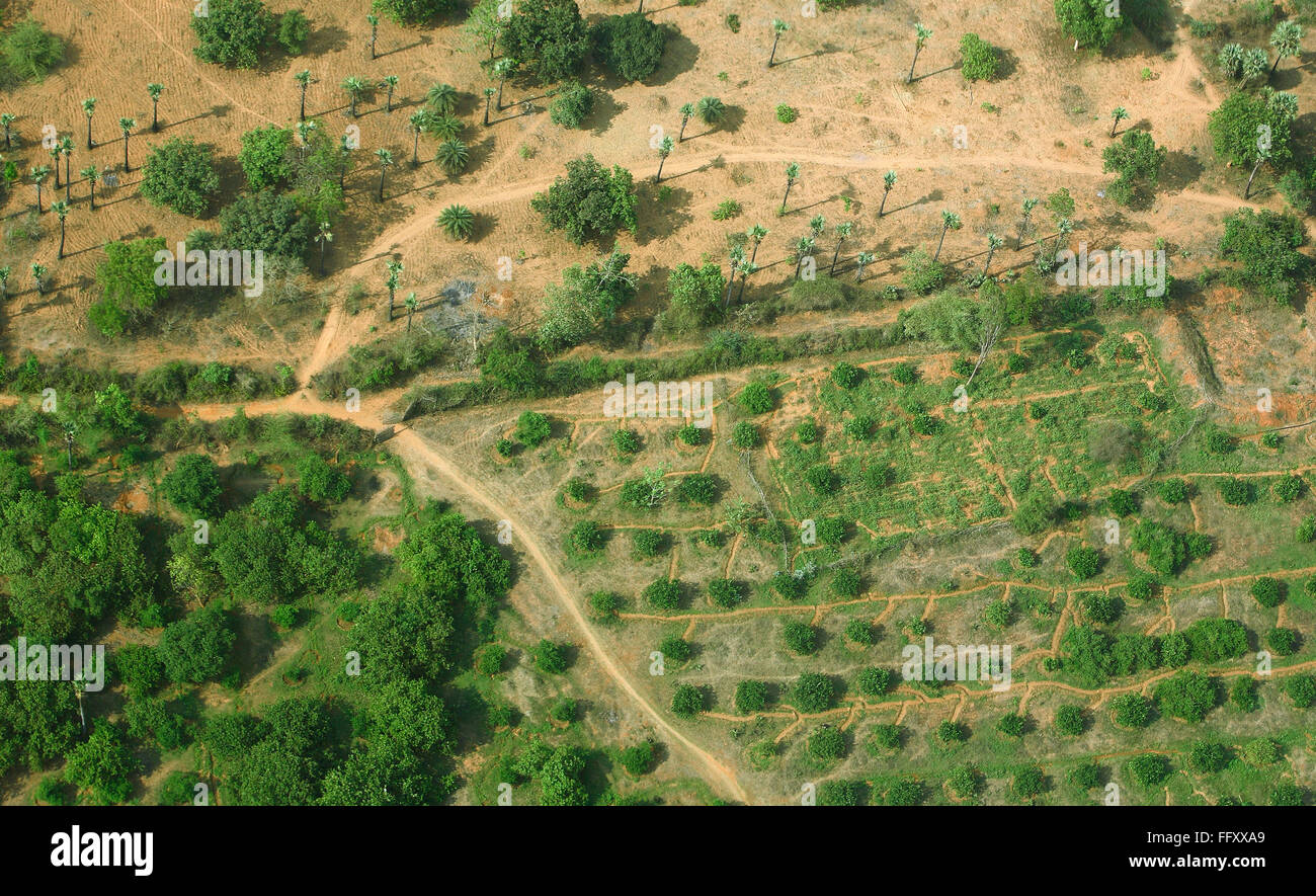 Surrounded by land hi-res stock photography and images - Alamy