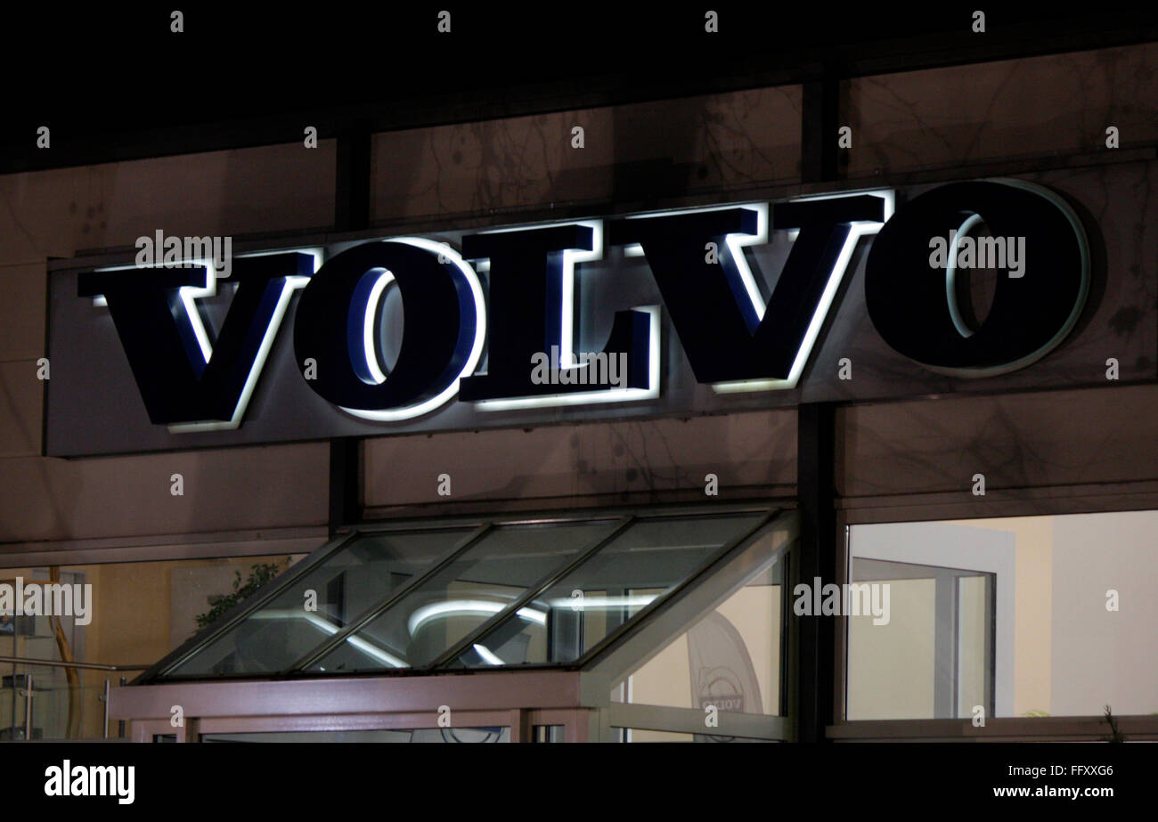 Volvo Car Logo High Resolution Stock Photography and Images - Alamy