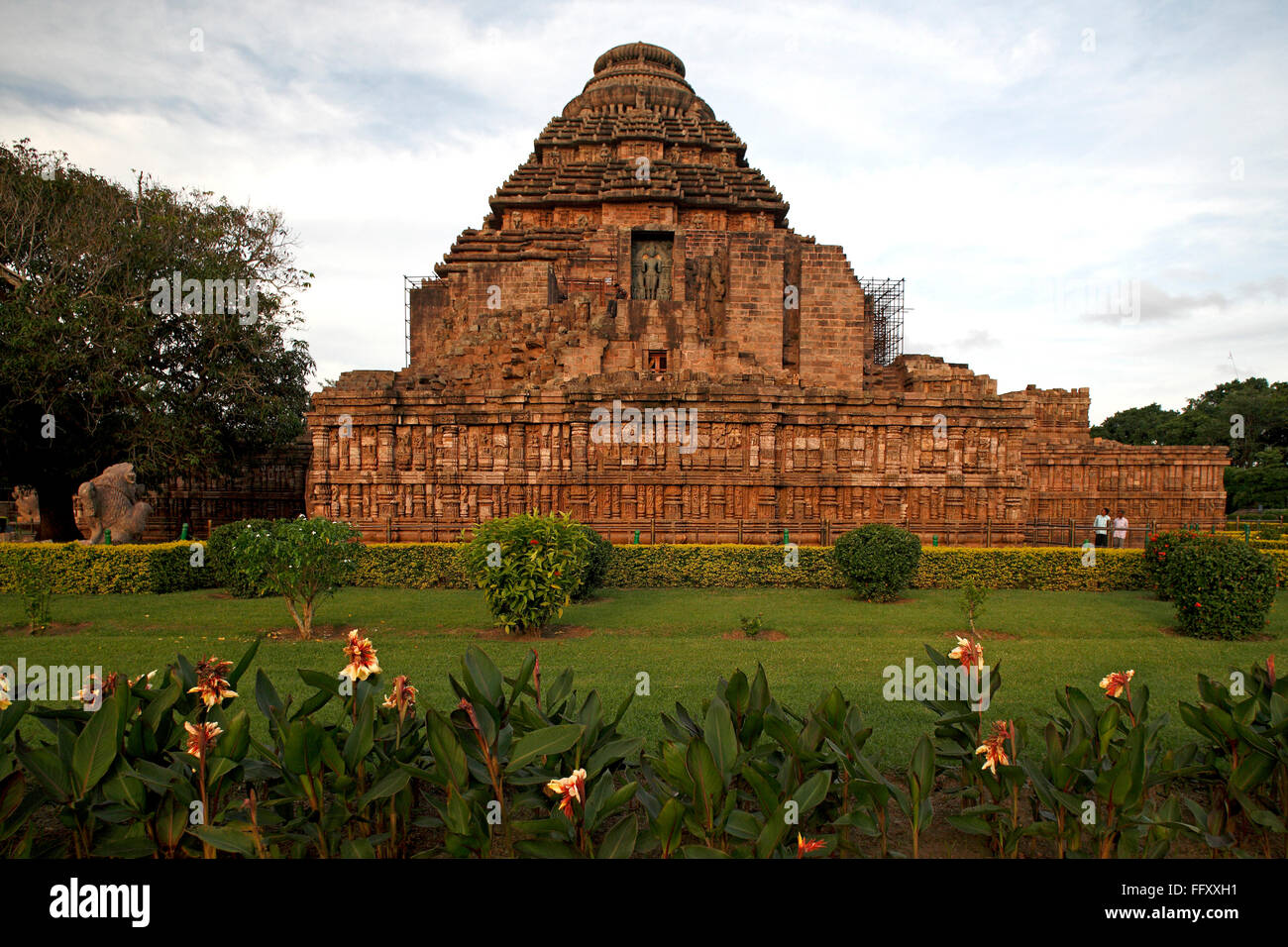 Konarak Sun temple with statue of sun , Orissa , India Unesco World ...