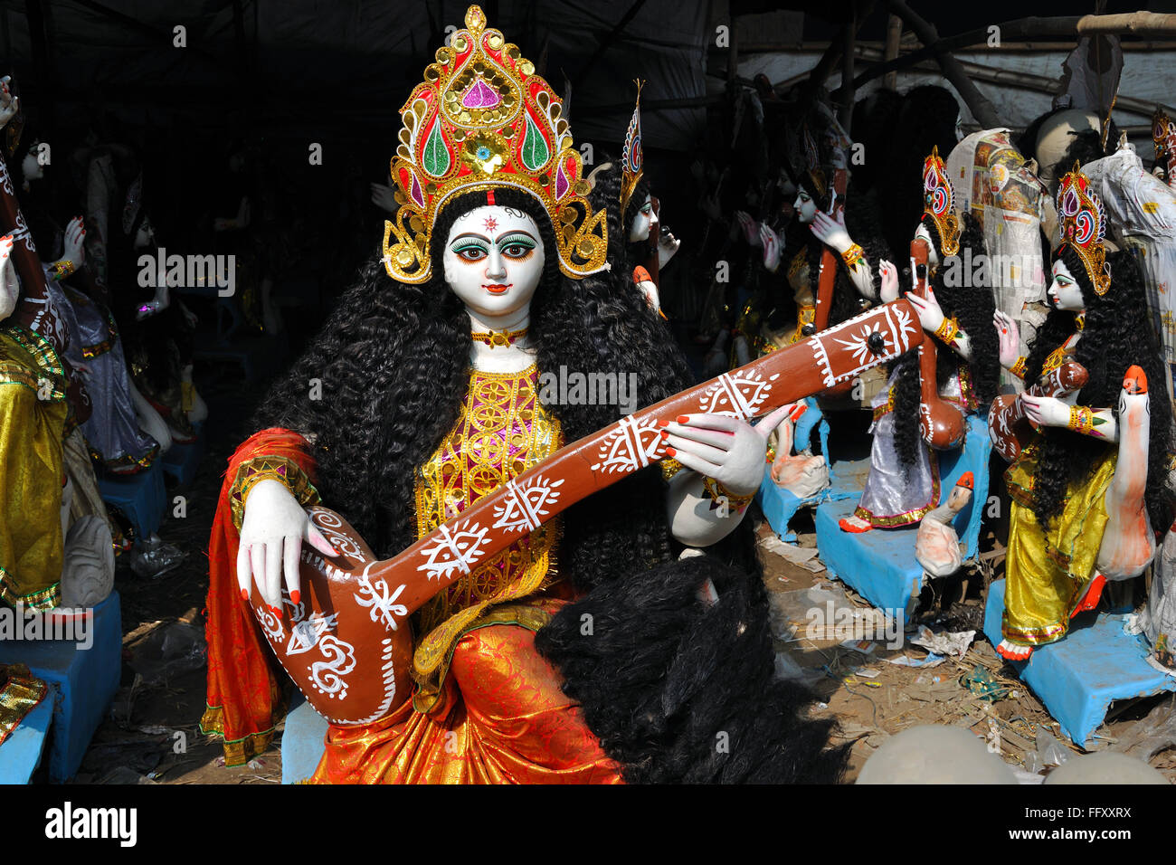 Hindu goddess of learning hi-res stock photography and images - Alamy