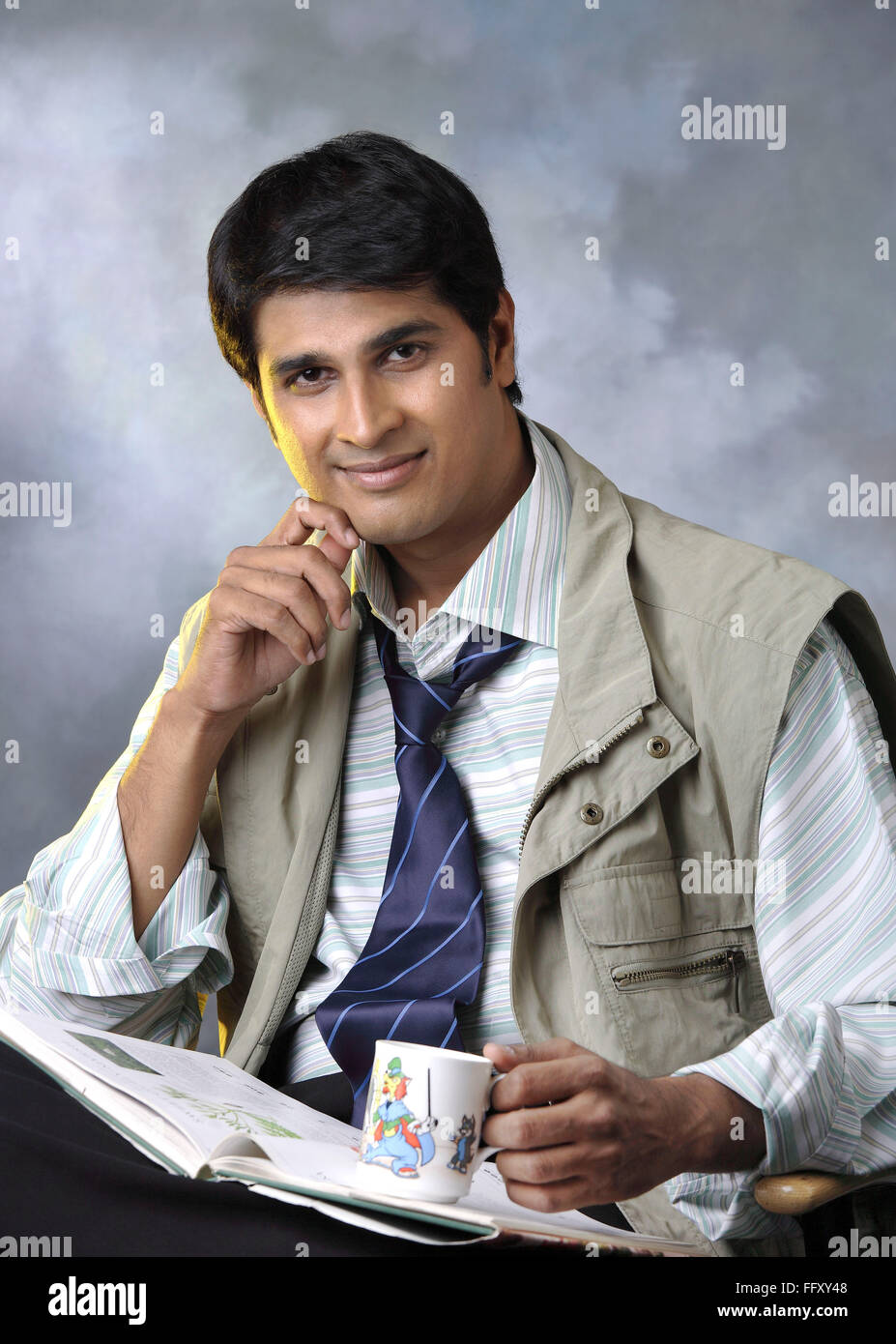 Indian man wearing hi-res stock photography and images - Alamy