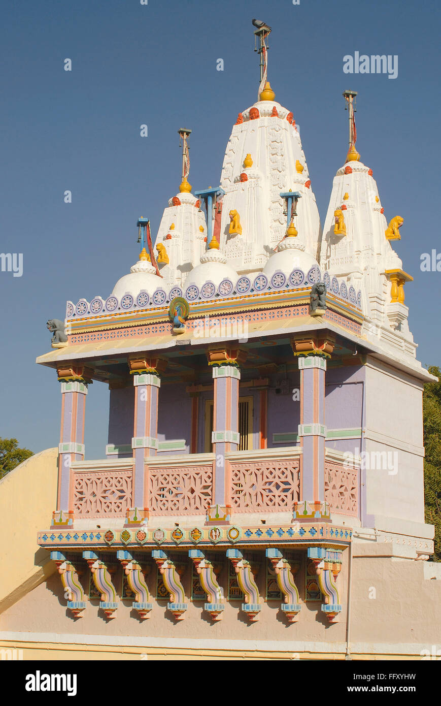 Jain temple jakhau jakhau kutch hi-res stock photography and images - Alamy