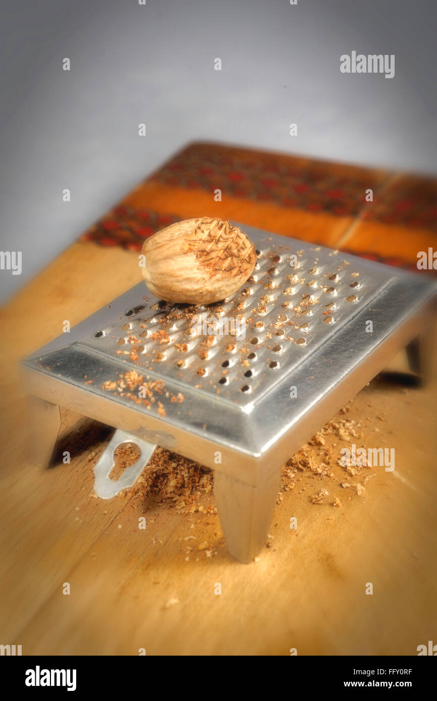 Kitchen spices nutmeg hi-res stock photography and images - Alamy