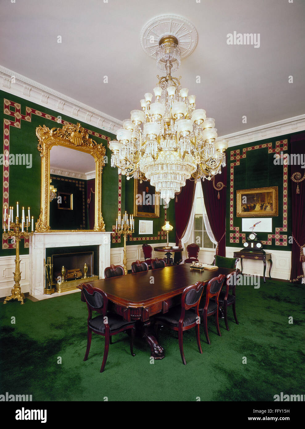 White house washington treaty room hi-res stock photography and images ...