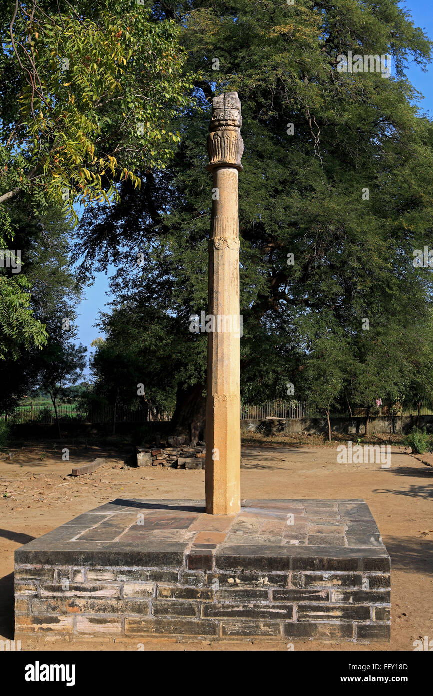 Heliodorus pillar hi-res stock photography and images - Alamy