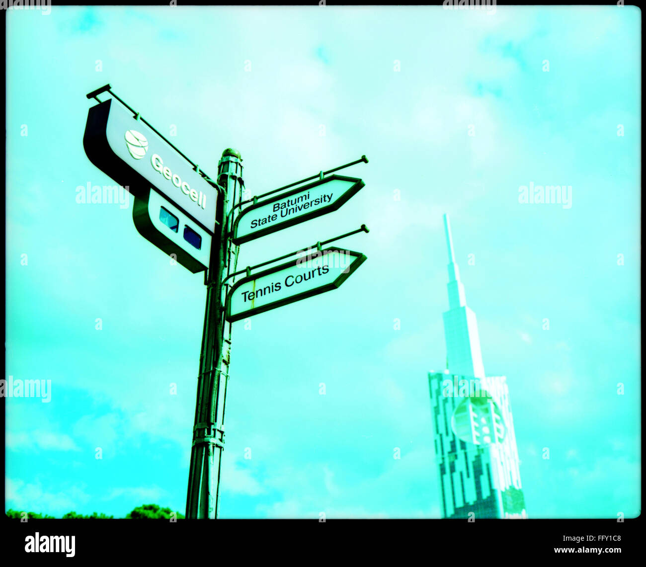 Georgia street sign High Resolution Stock Photography and Images - Alamy