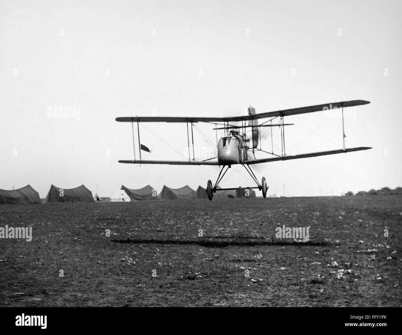 World war biplane Black and White Stock Photos & Images - Alamy