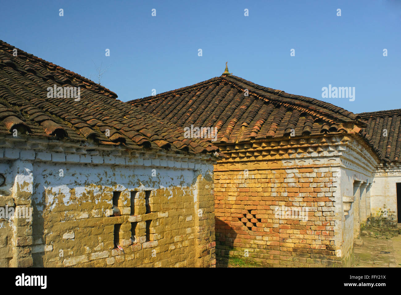 Old house at Chhapaiya near Ayodhya , Uttar Pradesh , India Stock Photo ...