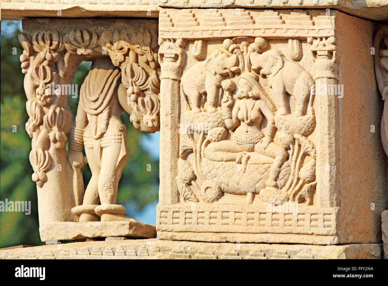 Close up of western pillar of north gateway of stupa 1 Inner view ...