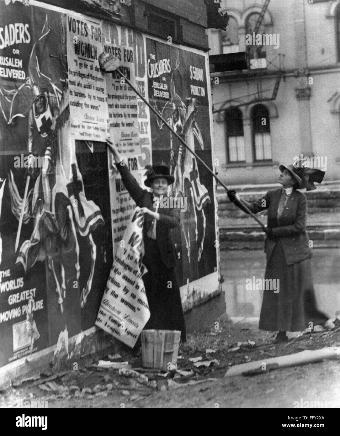 CINCINNATI: SUFFRAGETTES. /nSuffragettes Louise Hall and Susan ...