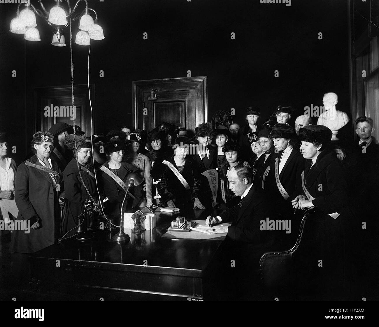 19th AMENDMENT, 1920. /nGovernor Edwin P. Morrow of Kentucky ...