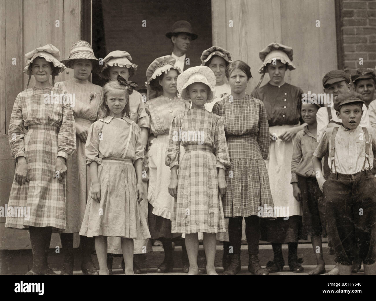 HINE: CHILD LABOR, 1912. /nYoung textile mill workers at the Pelzer ...
