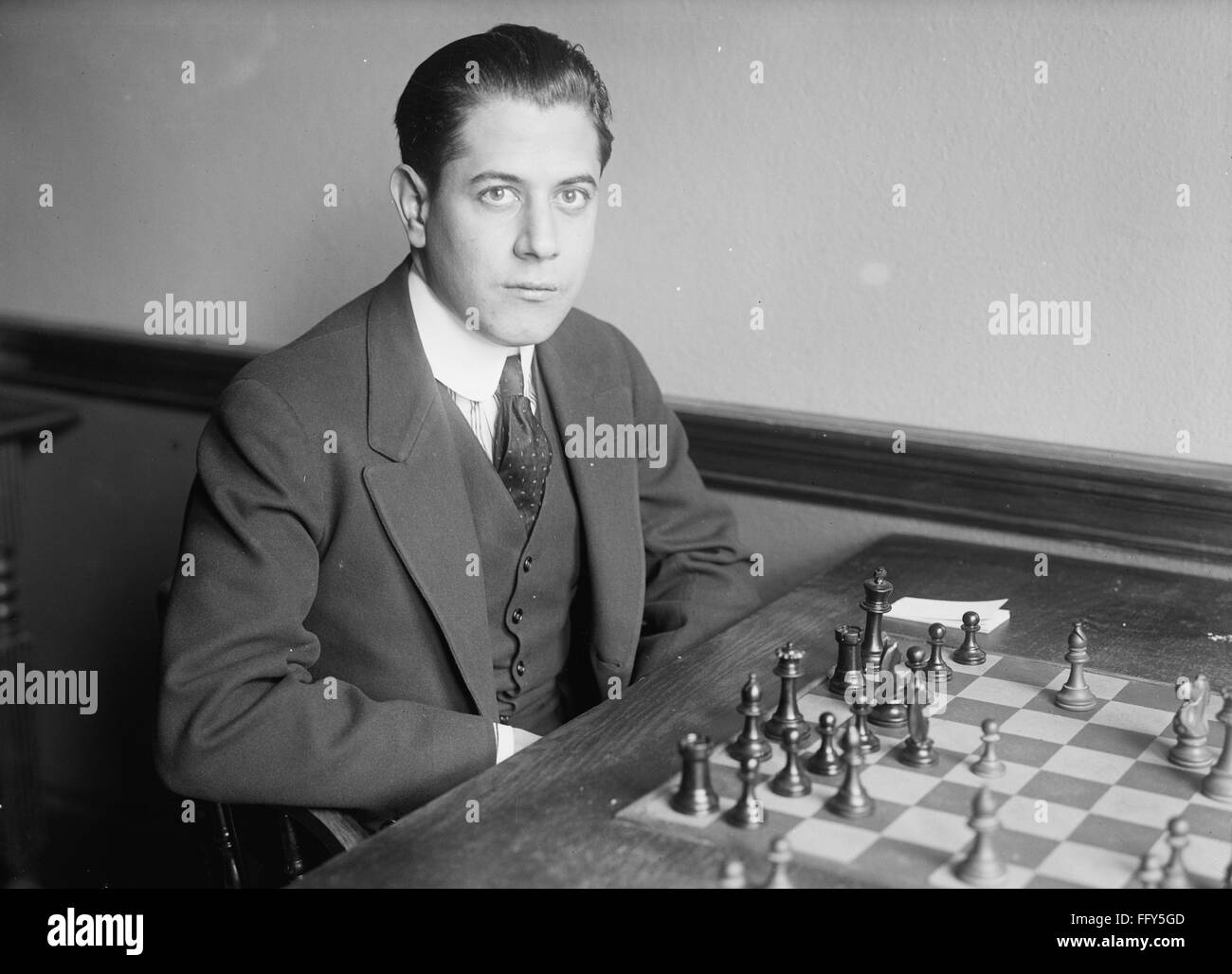 JOS╔ RA┌L CAPABLANCA/n(1888-1942). Cuban chess player and world ...