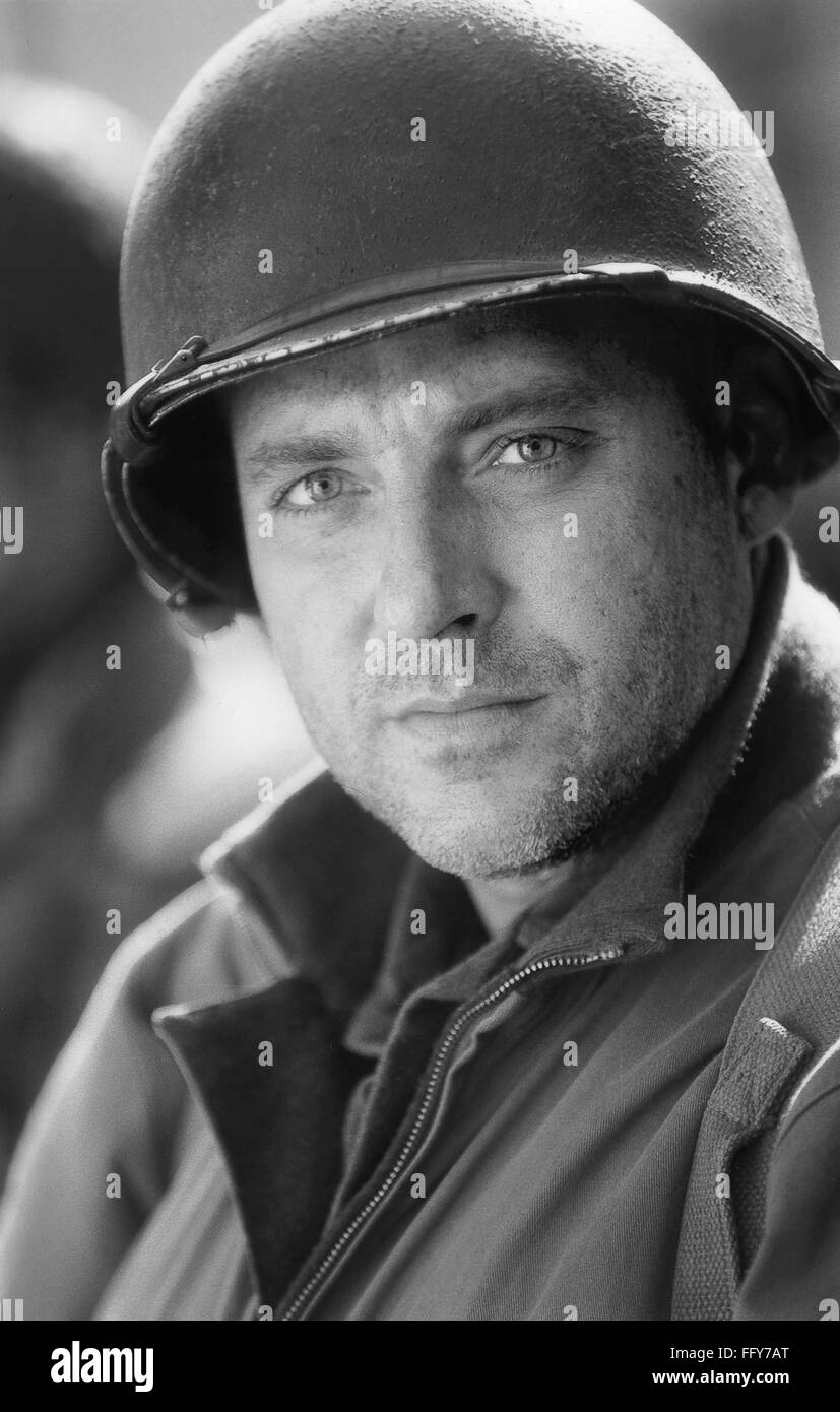 TOM SIZEMORE (1961- ). /nAmerican actor, in the role of Sergeant ...