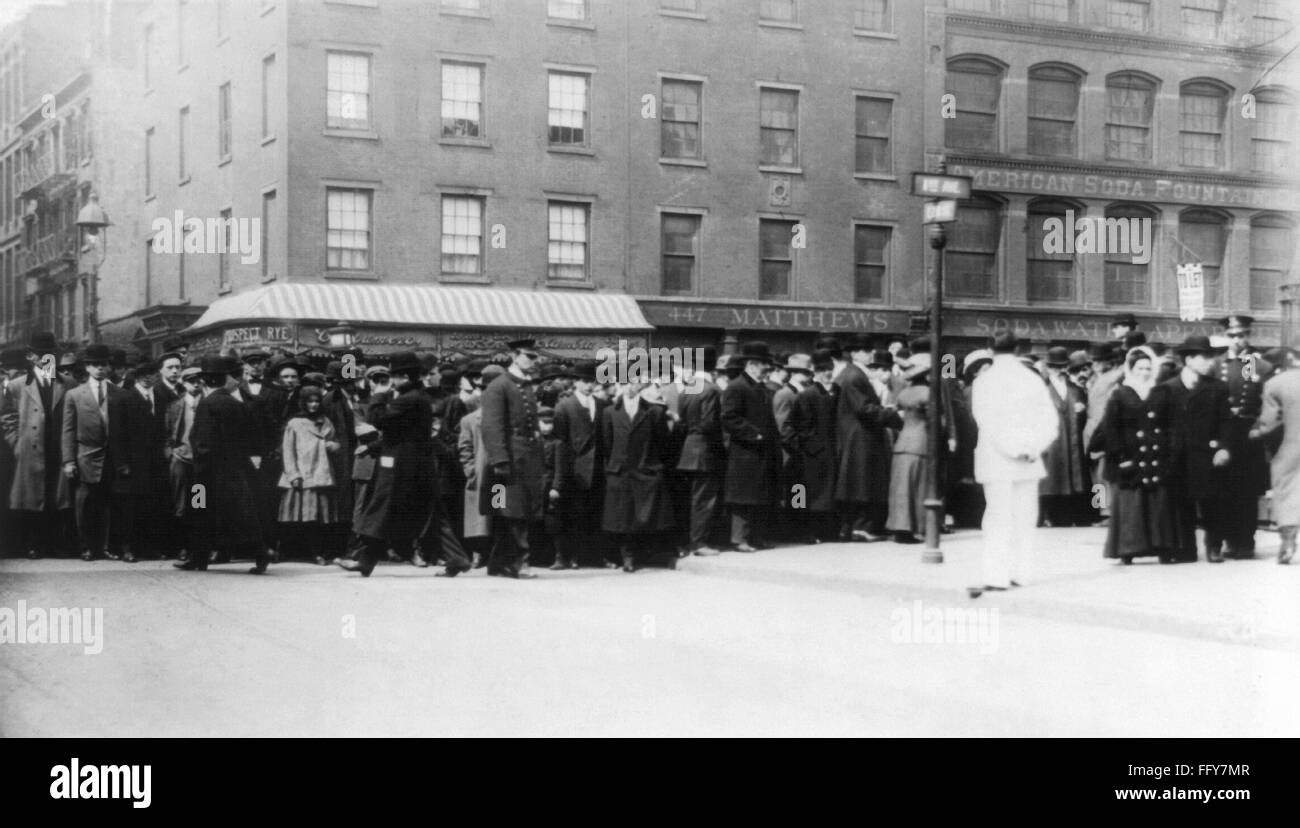 TRIANGLE FACTORY FIRE. /nCrowd outside the temporary morgue at the 26th ...