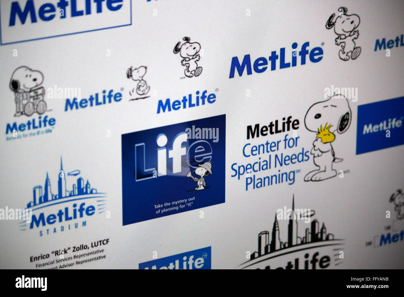 Metlife Logo Snoopy