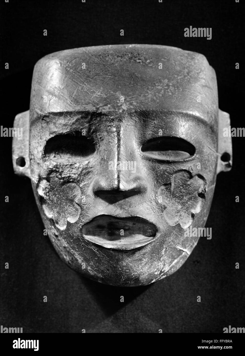 MEXICO: TEOTIHUACAN MASK. /nStone mask from the Teotihuacan culture ...